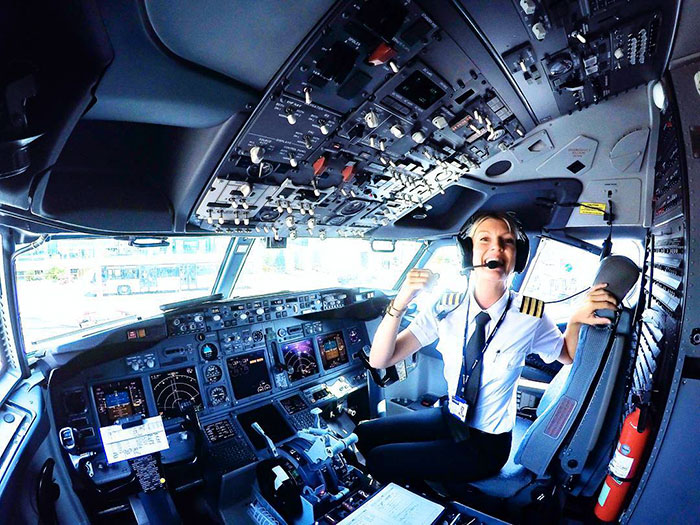 Swedish Pilot Does Yoga Wherever She Goes Around The World..Her ...